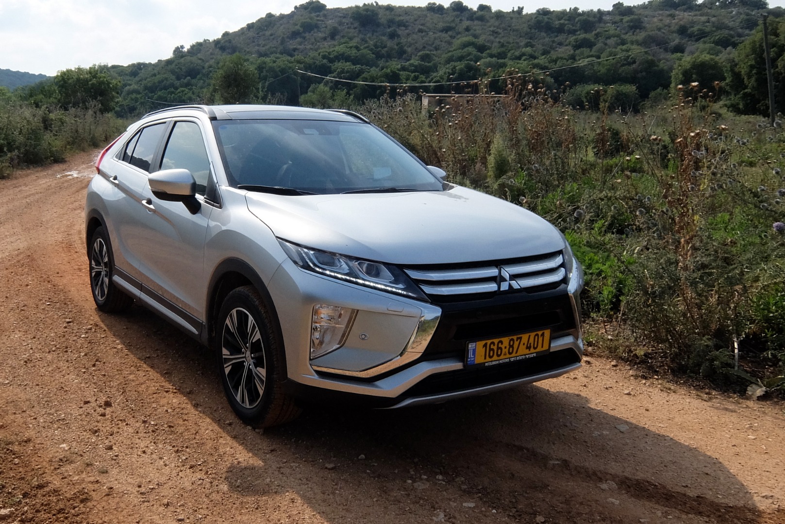 מיצובישי אקליפס - מבחן דרכים - תמונות - אוטו