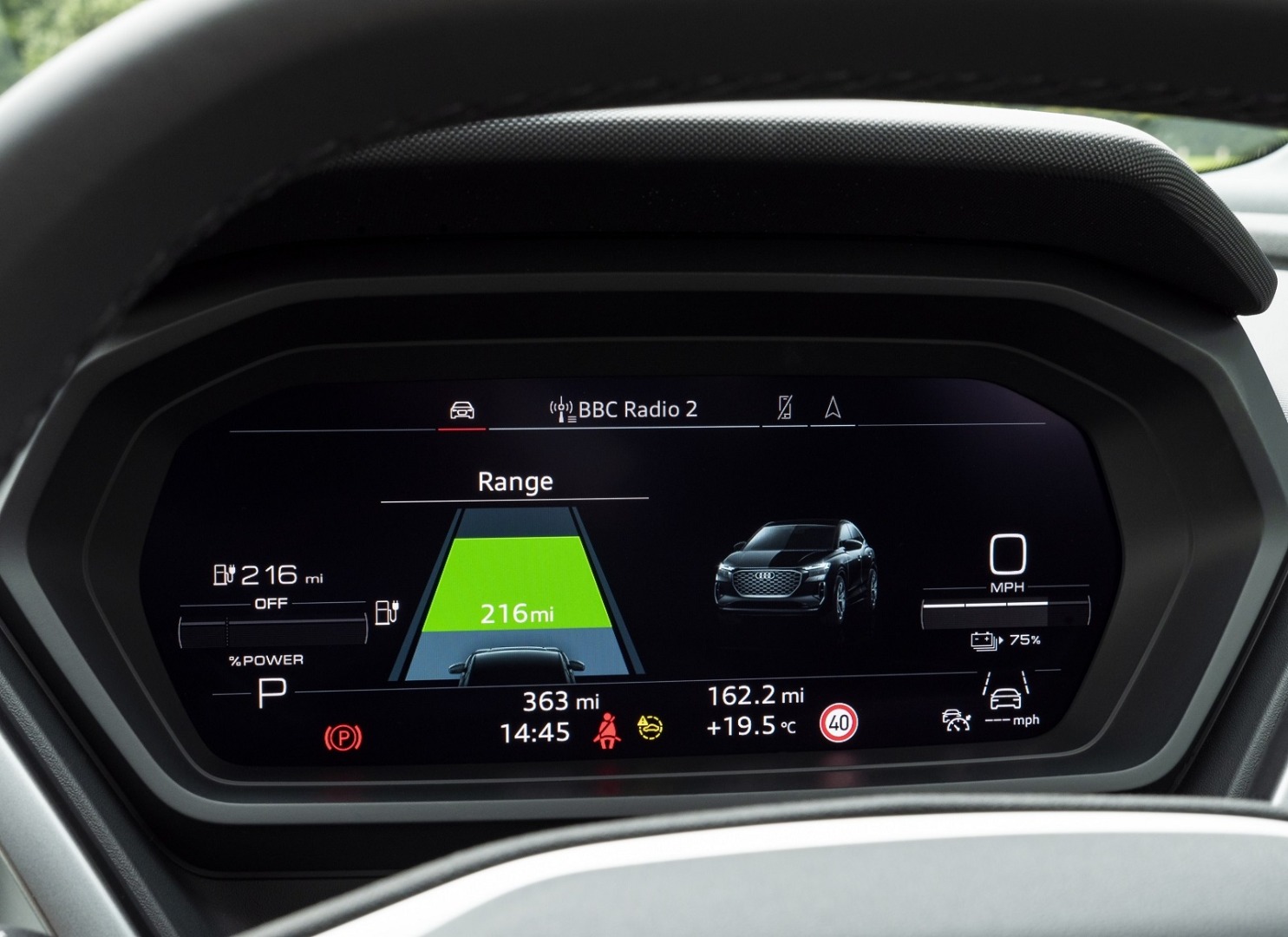 אודי Q4 e-tron ספורטבק - דף דגם 2022 - תמונות - אוטו